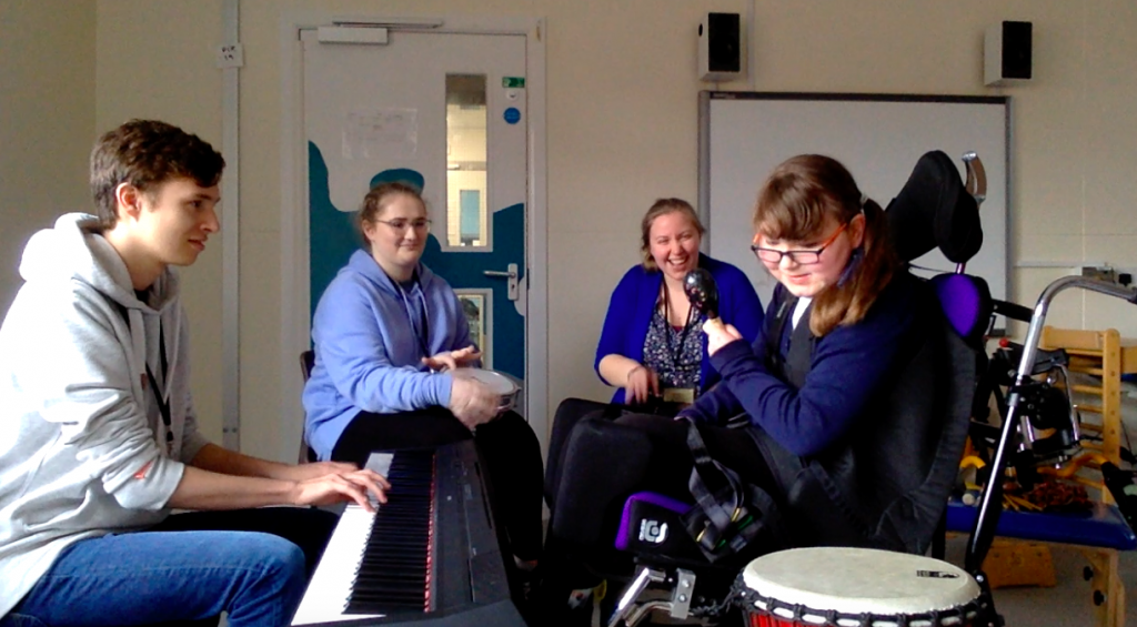 Students Learn More About Music Therapy | Chetham's School of Music
