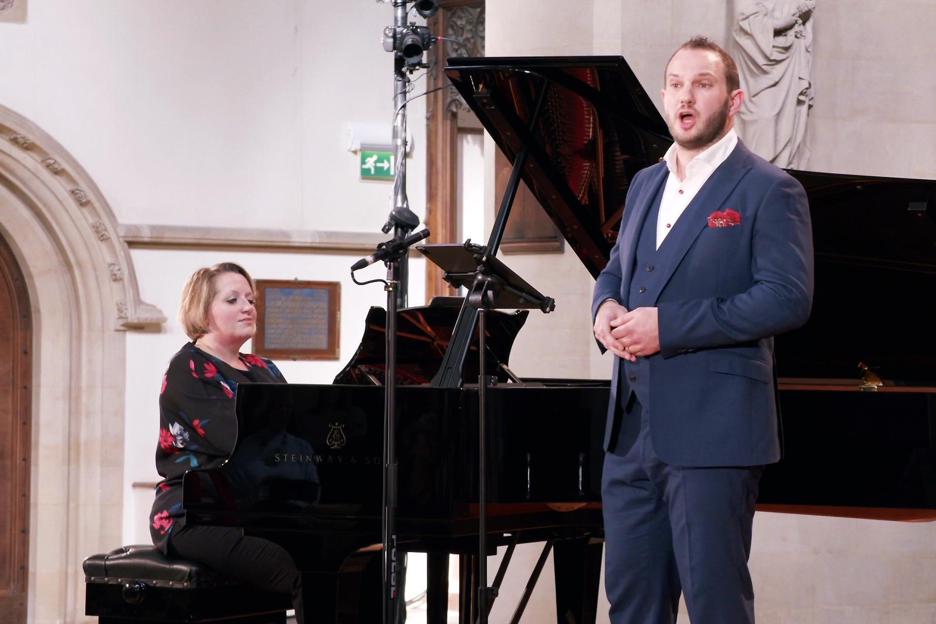 Marcus Farnsworth & Libby Burgess | The Stoller Hall