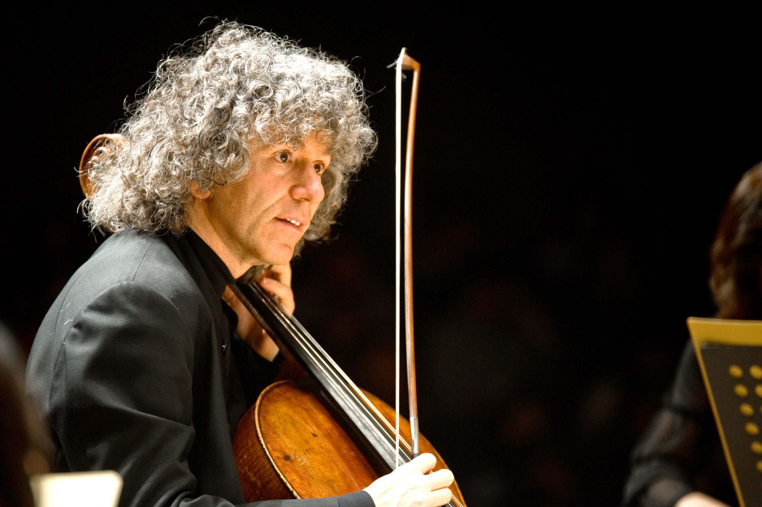 Behind the music…with Steven Isserlis | Stoller Hall